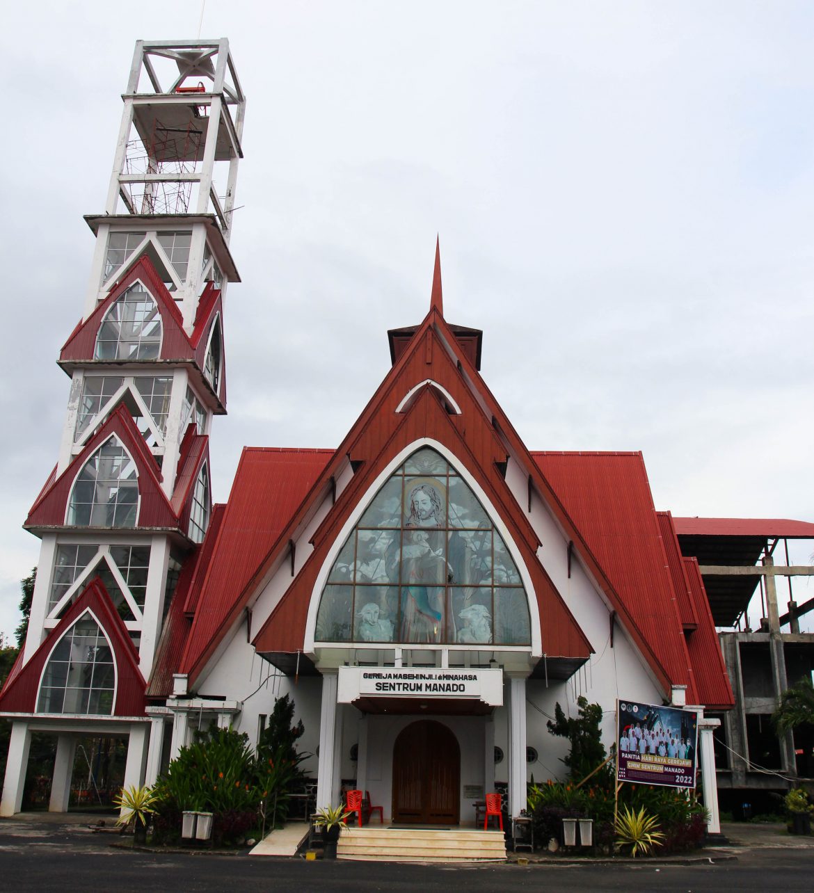 Gereja GMIM Sentrum, Gereja Tertua di Kota Manado – Wonderful Manado