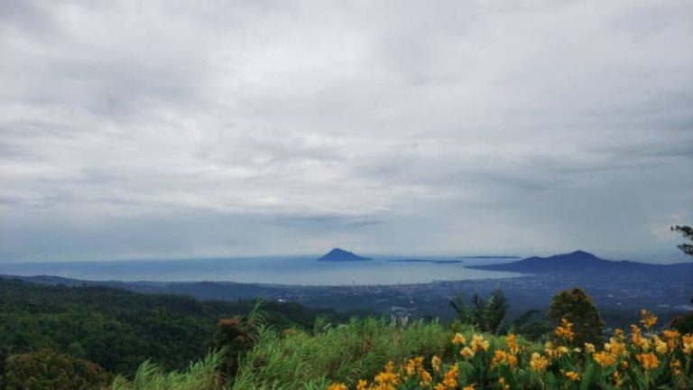Puncak Tetetana Kumelembuai Tomohon: Pesona Keindahan Alam yang ... Puncak Tetetana Kumelembuai Tomohon: Pesona Keindahan Alam yang ...